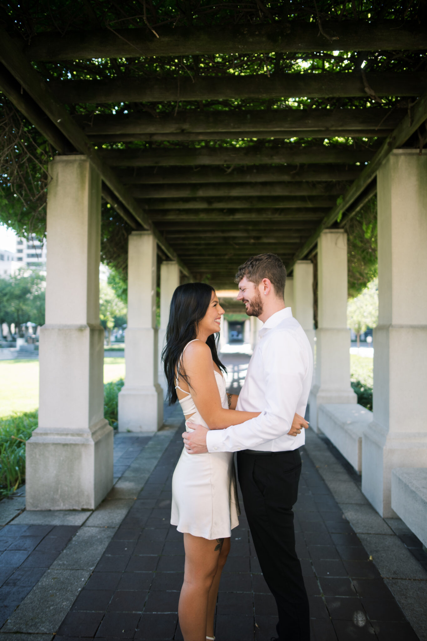 Downtown Cincinnati Engagement Session - Bri Nicole Photo Co